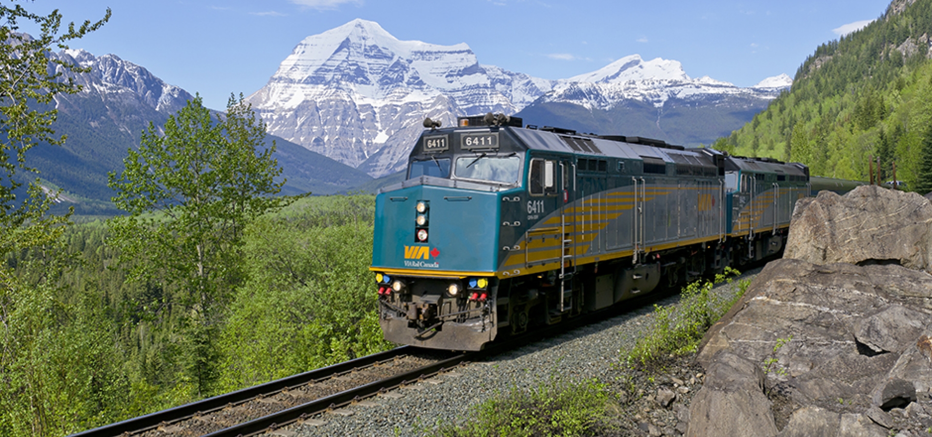 VIA Rail Train | Railbookers