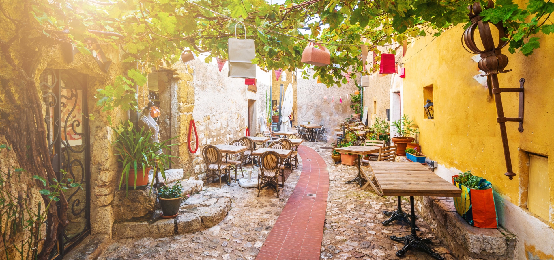 Sightseeing & Activities in the French Riviera | Railbookers®